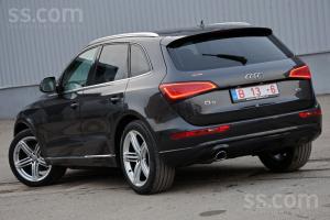 Grey Audi Q5 2013 in Tukums, with an engine capacity of 2.00 L and mileage of 259 thousand km for 12990 €, photo 3 on AUTOMOTO.COM.LV