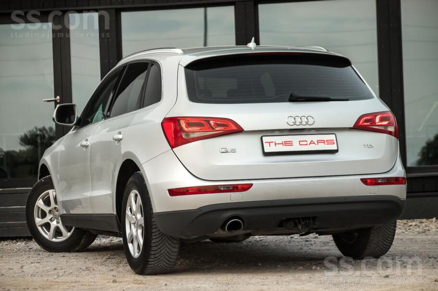 Grey Audi Q5 2013 in Tukums, with an engine capacity of 2.00 L and mileage of 336 thousand km for 9600 €, photo 5 on AUTOMOTO.COM.LV