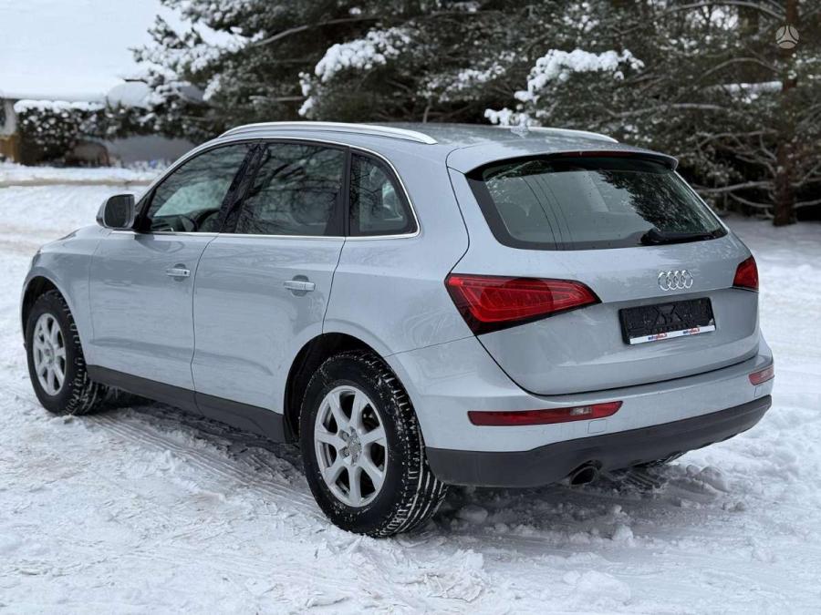 Pelēks Audi Q5 2013 Ukmergė, ar dzinēja tilpumu 2.00 L un nobraukumu 214 tūkst. km par 10800 €, foto 4 vietnē AUTOMOTO.COM.LV