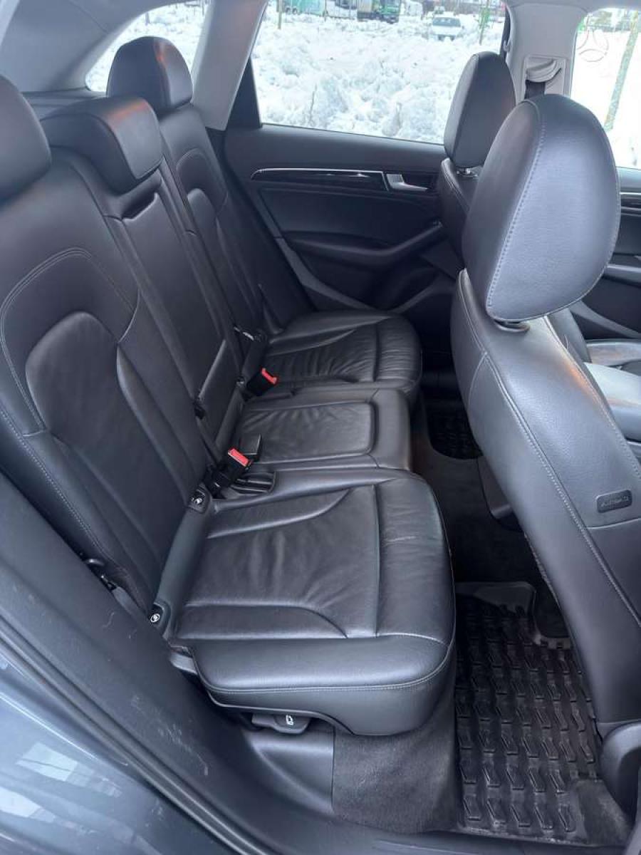 Pelēks Audi Q5 2013 Klaipėda, ar dzinēja tilpumu 1.98 L un nobraukumu 190 tūkst. km par 9000 €, foto 18 vietnē AUTOMOTO.COM.LV