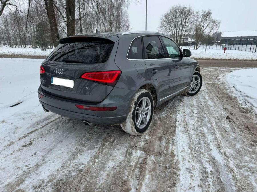 Pelēks Audi Q5 2013 Tauragė, ar dzinēja tilpumu 2.97 L un nobraukumu 272 tūkst. km par 10400 €, foto 6 vietnē AUTOMOTO.COM.LV