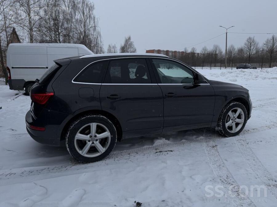 Pelēks Audi Q5 2013 Jelgava, ar dzinēja tilpumu 2.00 L un nobraukumu 186 tūkst. km par 12000 €, foto 5 vietnē AUTOMOTO.COM.LV