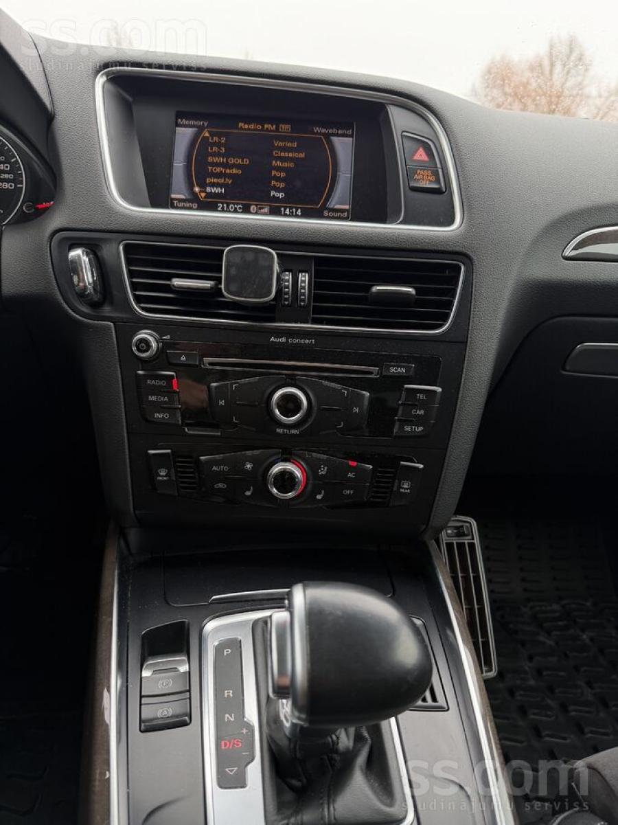Pelēks Audi Q5 2013 Jelgava, ar dzinēja tilpumu 2.00 L un nobraukumu 186 tūkst. km par 12000 €, foto 11 vietnē AUTOMOTO.COM.LV