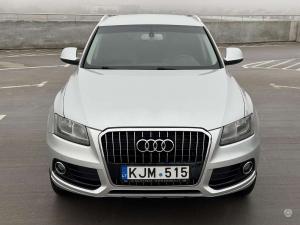 Pelēks Audi Q5 2013 Viļņa, ar dzinēja tilpumu 2.00 L un nobraukumu 403 tūkst. km par 8700 €, foto 3 vietnē AUTOMOTO.COM.LV
