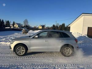 Grey Audi Q5 2013 in Telschi, with an engine capacity of 1.97 L and mileage of 242 thousand km for 12000 €, photo 2 on AUTOMOTO.COM.LV