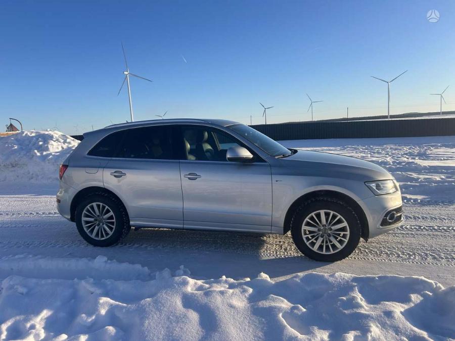 Grey Audi Q5 2013 in Telschi, with an engine capacity of 1.97 L and mileage of 242 thousand km for 12000 €, photo 3 on AUTOMOTO.COM.LV