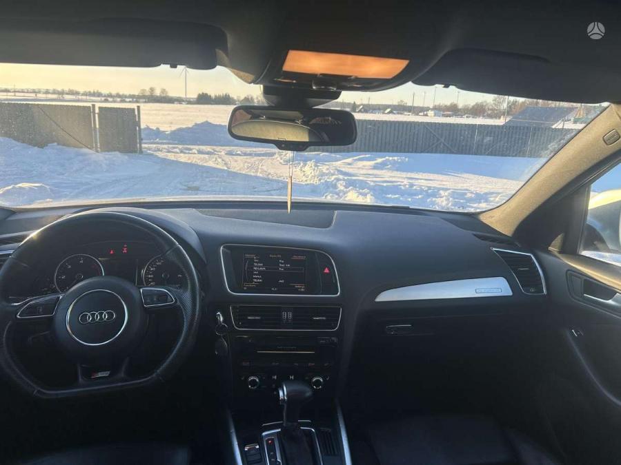 Grey Audi Q5 2013 in Telschi, with an engine capacity of 1.97 L and mileage of 242 thousand km for 12000 €, photo 10 on AUTOMOTO.COM.LV
