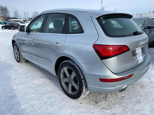 Grey Audi Q5 2013 in Panevezys, with an engine capacity of 1.97 L and mileage of 349 thousand km for 9600 €, photo 5 on AUTOMOTO.COM.LV