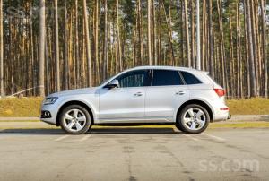 Pelēks Audi Q5 2013 Rīga, ar dzinēja tilpumu 3.00 L un nobraukumu 218 tūkst. km par 12590 €, foto 5 vietnē AUTOMOTO.COM.LV