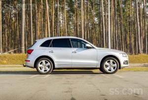 Pelēks Audi Q5 2013 Rīga, ar dzinēja tilpumu 3.00 L un nobraukumu 218 tūkst. km par 12590 €, foto 9 vietnē AUTOMOTO.COM.LV