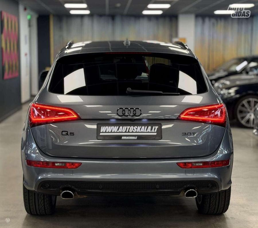 Pelēks Audi Q5 2013 Klaipėda, ar dzinēja tilpumu 3.00 L un nobraukumu 149 tūkst. km par 14000 €, foto 11 vietnē AUTOMOTO.COM.LV