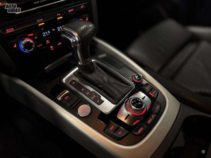 Pelēks Audi Q5 2013 Klaipėda, ar dzinēja tilpumu 3.00 L un nobraukumu 149 tūkst. km par 14000 €, foto 22 vietnē AUTOMOTO.COM.LV