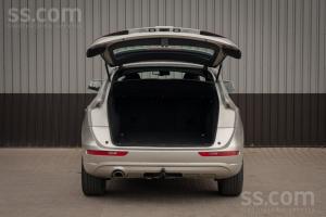 Grey Audi Q5 2013 in Talsi, with an engine capacity of 2.00 L and mileage of 301 thousand km for 11950 €, photo 7 on AUTOMOTO.COM.LV