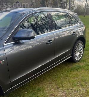 Grey Audi Q5 2013 in Riga, with an engine capacity of 3.00 L and mileage of 206 thousand km for 13250 €, photo 6 on AUTOMOTO.COM.LV