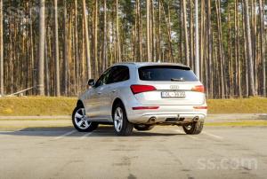 Grey Audi Q5 2013 in Riga, with an engine capacity of 3.00 L and mileage of 218 thousand km for 12190 €, photo 8 on AUTOMOTO.COM.LV