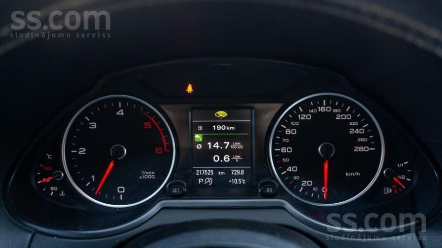 Grey Audi Q5 2013 in Riga, with an engine capacity of 3.00 L and mileage of 218 thousand km for 12190 €, photo 24 on AUTOMOTO.COM.LV