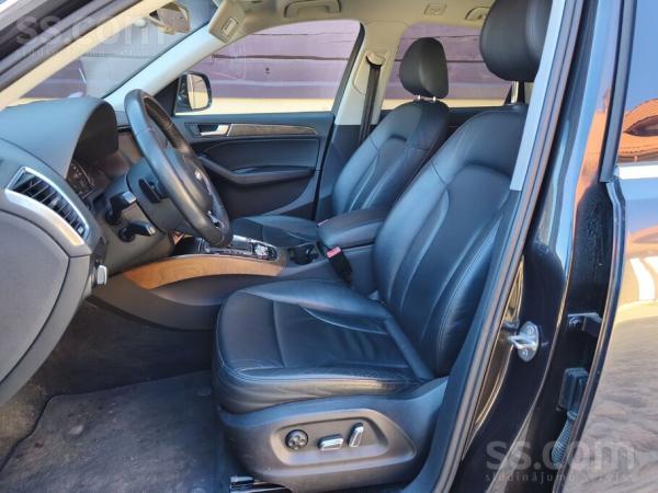Grey Audi Q5 2013 in Jelgava, with an engine capacity of 2.00 L and mileage of 0 thousand km for 11590 €, photo 9 on AUTOMOTO.COM.LV