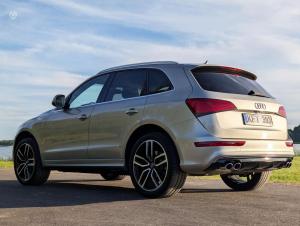 Pelēks Audi Q5 2013 Telšiai, ar dzinēja tilpumu 3.00 L un nobraukumu 135 tūkst. km par 14000 €, foto 5 vietnē AUTOMOTO.COM.LV