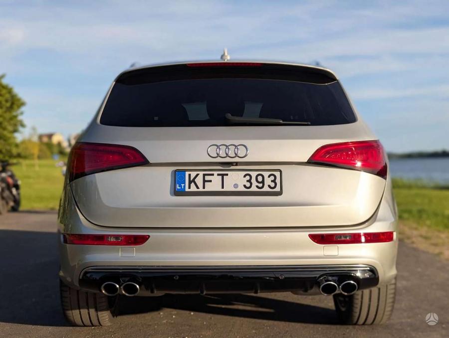 Pelēks Audi Q5 2013 Telšiai, ar dzinēja tilpumu 3.00 L un nobraukumu 135 tūkst. km par 14000 €, foto 6 vietnē AUTOMOTO.COM.LV