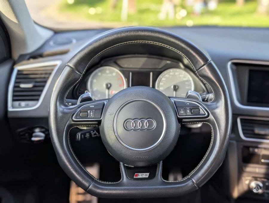 Pelēks Audi Q5 2013 Telšiai, ar dzinēja tilpumu 3.00 L un nobraukumu 135 tūkst. km par 14000 €, foto 13 vietnē AUTOMOTO.COM.LV