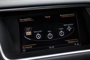 Grey Audi Q5 2013 in Jelgava, with an engine capacity of 2.00 L and mileage of 256 thousand km for 13900 €, photo 25 on AUTOMOTO.COM.LV