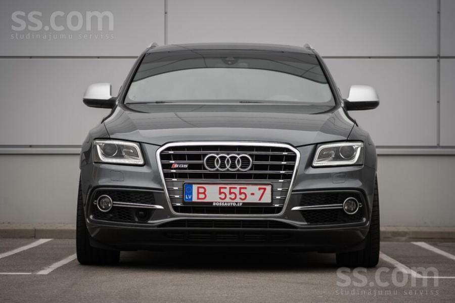 Grey Audi Q5 2013 in Riga, with an engine capacity of 3.00 L and mileage of 221 thousand km for 15950 €, photo 3 on AUTOMOTO.COM.LV