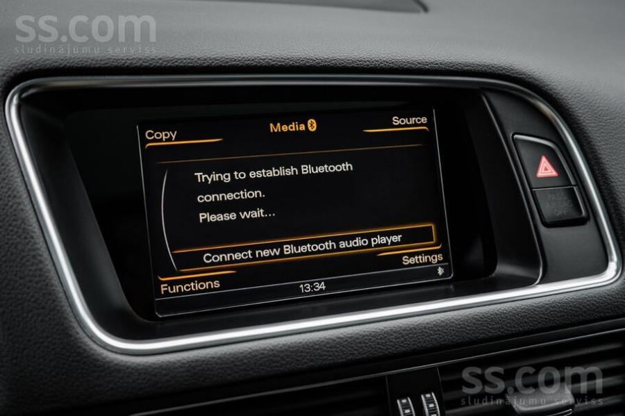 Grey Audi Q5 2013 in Riga, with an engine capacity of 3.00 L and mileage of 221 thousand km for 15950 €, photo 26 on AUTOMOTO.COM.LV