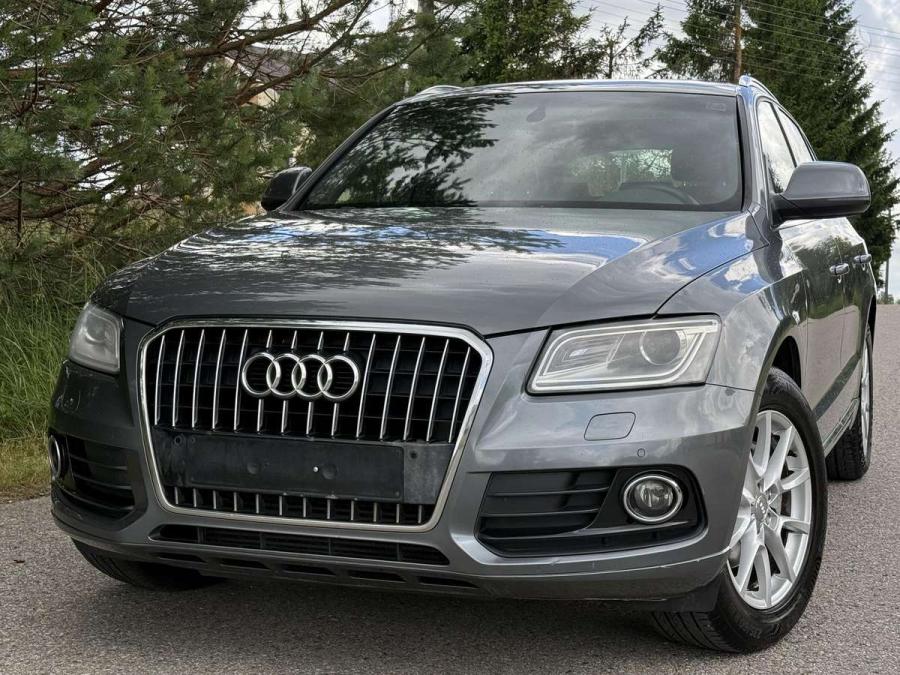 Grey Audi Q5 2013 in Utena, with an engine capacity of 1.97 L and mileage of 218 thousand km for 9900 €, photo 1 on AUTOMOTO.COM.LV
