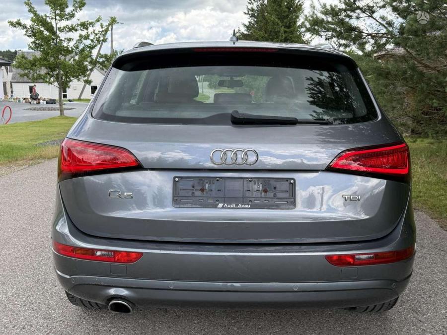 Grey Audi Q5 2013 in Utena, with an engine capacity of 1.97 L and mileage of 218 thousand km for 9900 €, photo 9 on AUTOMOTO.COM.LV