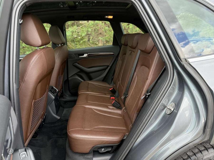 Grey Audi Q5 2013 in Utena, with an engine capacity of 1.97 L and mileage of 218 thousand km for 9900 €, photo 21 on AUTOMOTO.COM.LV