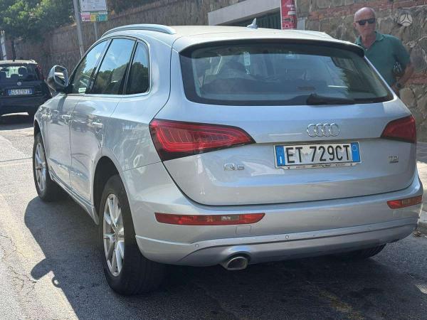 Grey Audi Q5 2013 in Kaunas, with an engine capacity of 1.97 L and mileage of 290 thousand km for 9950 €, photo 1 on AUTOMOTO.COM.LV