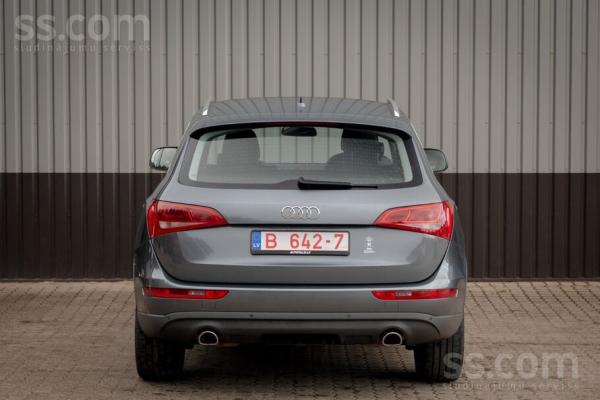 Pelēks Audi Q5 2013 Talsi, ar dzinēja tilpumu 3.00 L un nobraukumu 206 tūkst. km par 14490 €, foto 5 vietnē AUTOMOTO.COM.LV