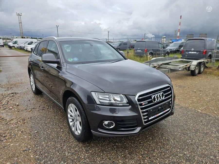 Pelēks Audi Q5 2013 Viļņa, ar dzinēja tilpumu 1.98 L un nobraukumu 201 tūkst. km par 9900 €, foto 7 vietnē AUTOMOTO.COM.LV