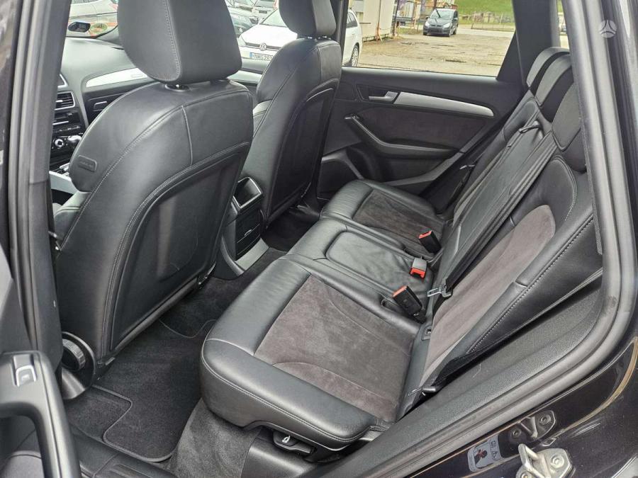 Pelēks Audi Q5 2013 Viļņa, ar dzinēja tilpumu 1.98 L un nobraukumu 201 tūkst. km par 9900 €, foto 17 vietnē AUTOMOTO.COM.LV
