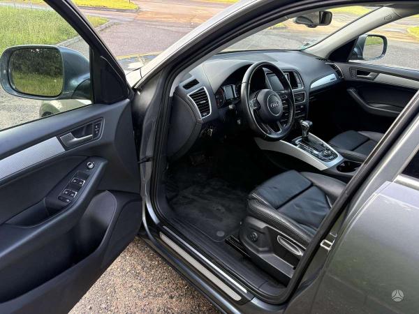 Grey Audi Q5 2013 in Kaunas, with an engine capacity of 1.97 L and mileage of 220 thousand km for 12300 €, photo 10 on AUTOMOTO.COM.LV