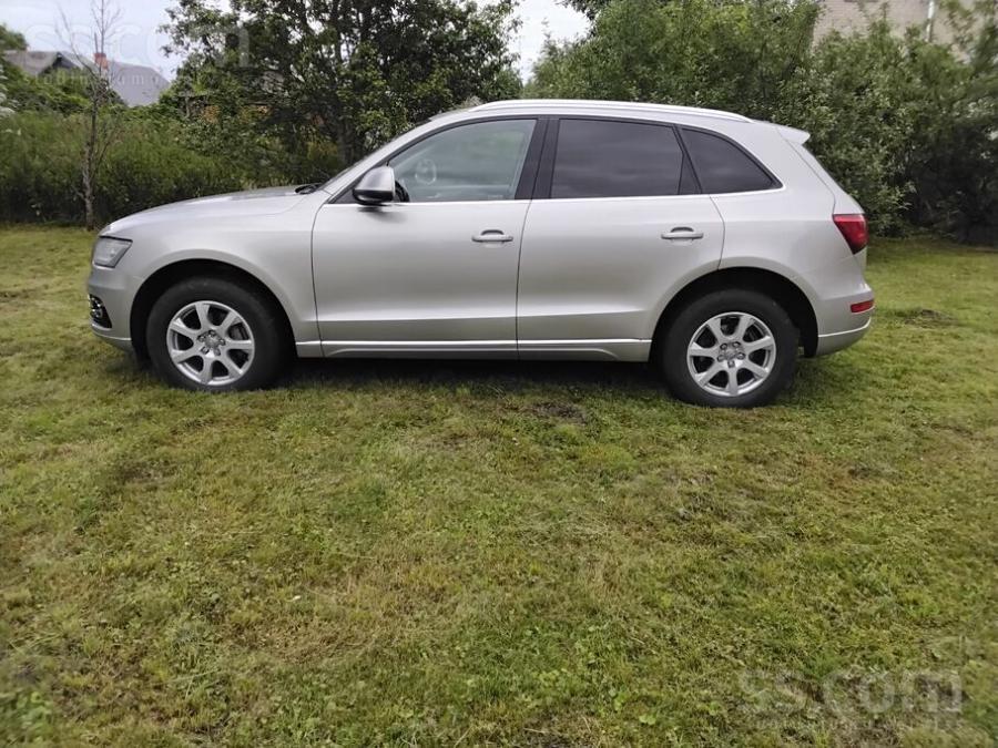 Grey Audi Q5 2013 in Jurmala, with an engine capacity of 2.00 L and mileage of 160 thousand km for 13800 €, photo 9 on AUTOMOTO.COM.LV
