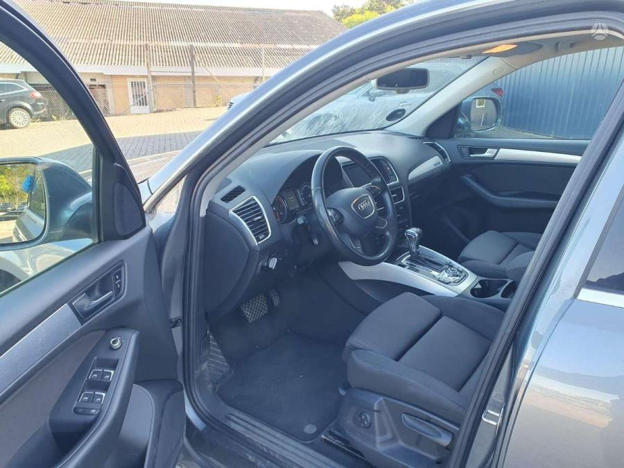 Grey Audi Q5 2013 in Vilnius, with an engine capacity of 2.97 L and mileage of 240 thousand km for 9750 €, photo 6 on AUTOMOTO.COM.LV
