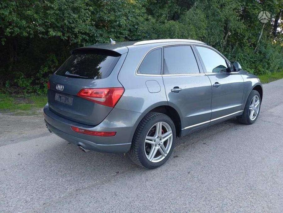 Grey Audi Q5 2013 in Vilnius, with an engine capacity of 2.97 L and mileage of 240 thousand km for 9750 €, photo 13 on AUTOMOTO.COM.LV