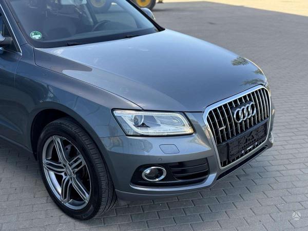 Grey Audi Q5 2013 in Utena, with an engine capacity of 1.97 L and mileage of 287 thousand km for 13450 €, photo 3 on AUTOMOTO.COM.LV