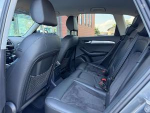 Pelēks Audi Q5 2013 Utena, ar dzinēja tilpumu 1.97 L un nobraukumu 287 tūkst. km par 13450 €, foto 24 vietnē AUTOMOTO.COM.LV