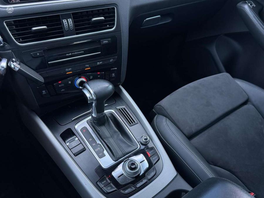 Pelēks Audi Q5 2013 Utena, ar dzinēja tilpumu 1.97 L un nobraukumu 287 tūkst. km par 13450 €, foto 37 vietnē AUTOMOTO.COM.LV