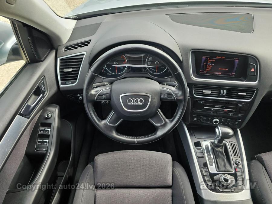Pelēks Audi Q5 2013 Tartu, ar dzinēja tilpumu 3.00 L un nobraukumu 192 tūkst. km par 9990 €, foto 15 vietnē AUTOMOTO.COM.LV