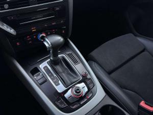 Grey Audi Q5 2013 in Utena, with an engine capacity of 1.97 L and mileage of 287 thousand km for 13250 €, photo 21 on AUTOMOTO.COM.LV