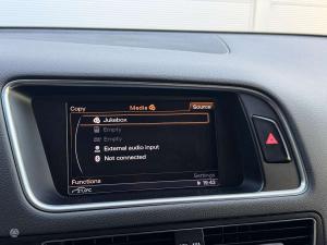 Grey Audi Q5 2013 in Utena, with an engine capacity of 1.97 L and mileage of 287 thousand km for 13250 €, photo 24 on AUTOMOTO.COM.LV