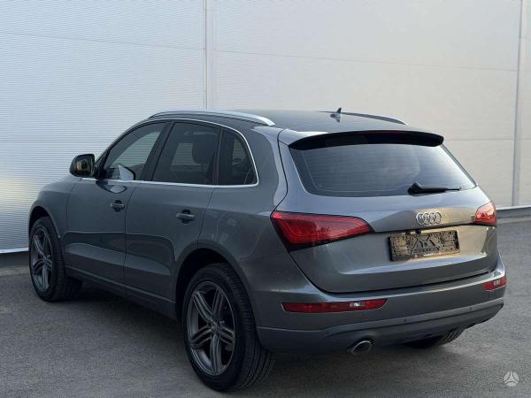 Grey Audi Q5 2013 in Utena, with an engine capacity of 1.97 L and mileage of 287 thousand km for 13250 €, photo 8 on AUTOMOTO.COM.LV