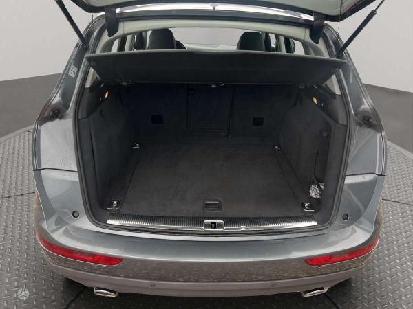 Pelēks Audi Q5 2013 Kauņa, ar dzinēja tilpumu 3.00 L un nobraukumu 256 tūkst. km par 12399 €, foto 10 vietnē AUTOMOTO.COM.LV