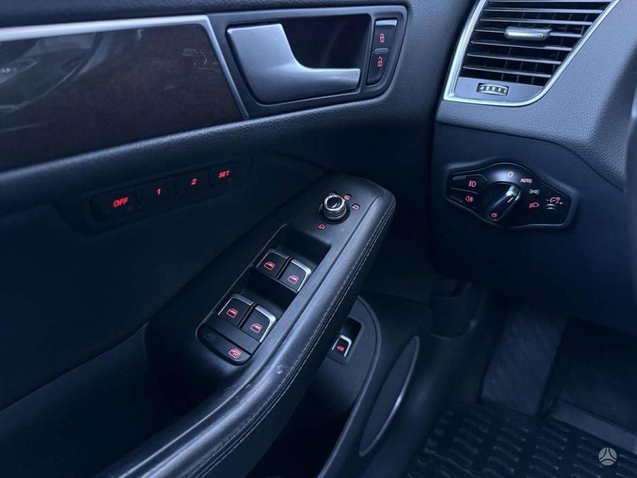 Pelēks Audi Q5 2013 Viļņa, ar dzinēja tilpumu 1.98 L un nobraukumu 192 tūkst. km par 13300 €, foto 20 vietnē AUTOMOTO.COM.LV