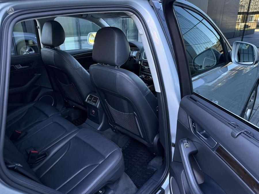 Pelēks Audi Q5 2013 Viļņa, ar dzinēja tilpumu 1.98 L un nobraukumu 192 tūkst. km par 13300 €, foto 28 vietnē AUTOMOTO.COM.LV