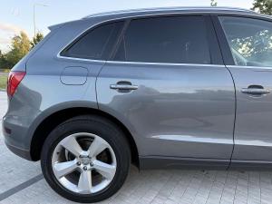 Pelēks Audi Q5 2013 Šauļi, ar dzinēja tilpumu 1.97 L un nobraukumu 240 tūkst. km par 13450 €, foto 14 vietnē AUTOMOTO.COM.LV