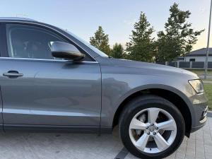 Pelēks Audi Q5 2013 Šauļi, ar dzinēja tilpumu 1.97 L un nobraukumu 240 tūkst. km par 13450 €, foto 15 vietnē AUTOMOTO.COM.LV